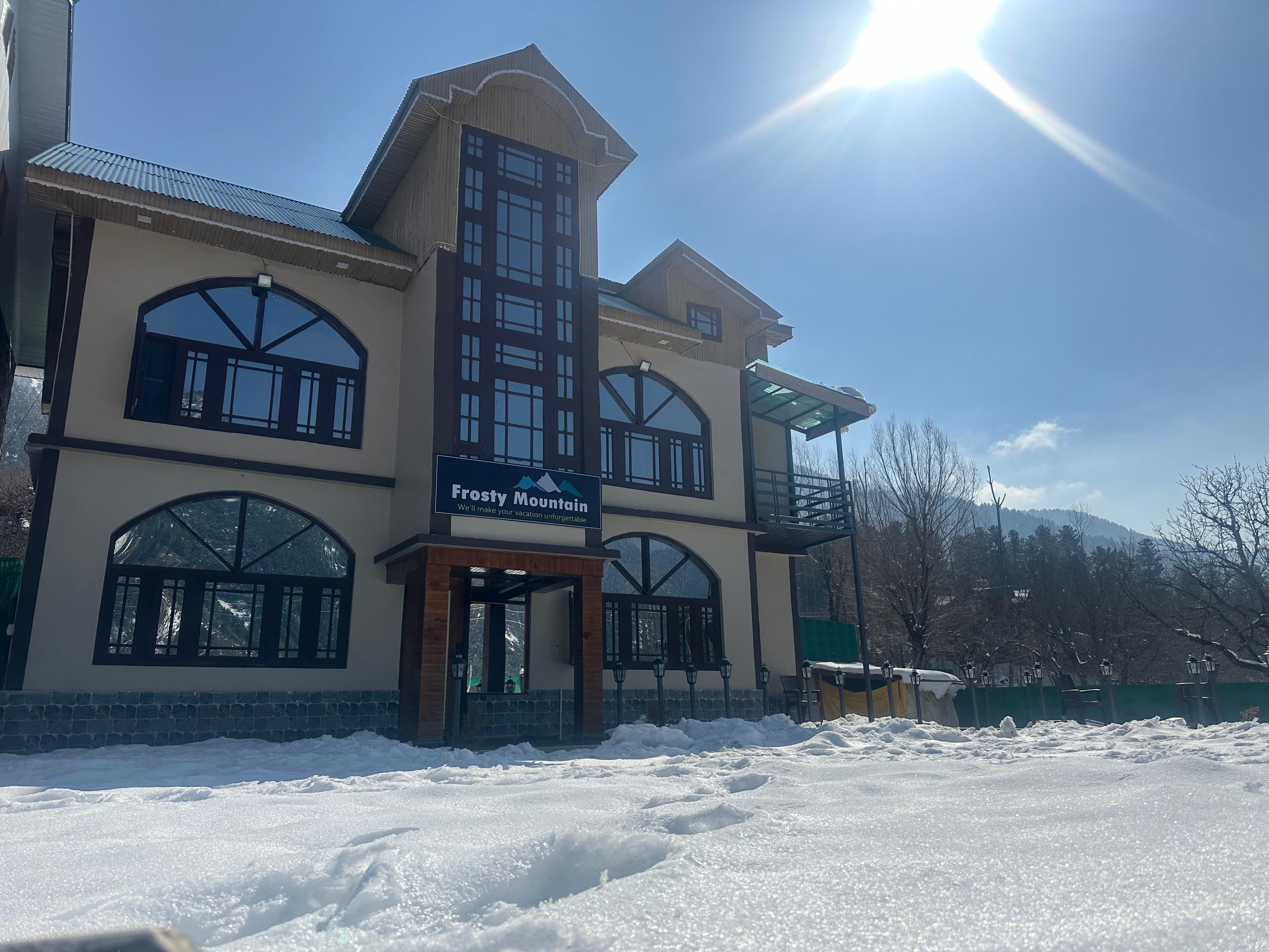 Frosty Mountain Resort Pahalgam - Reviews, Photos & Offer