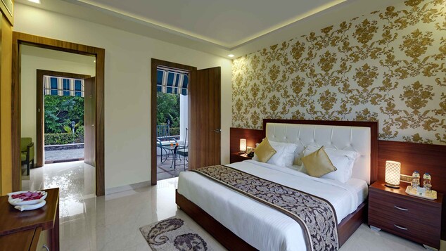 Clarks Safari Ranthambore Hotel Sawai Madhopur - Reviews, Photos & Offer