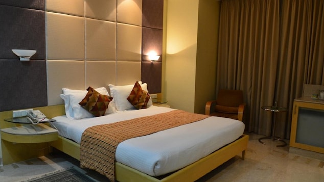 Ascot Hotel Colaba Hotel Mumbai - Reviews, Photos & Offer