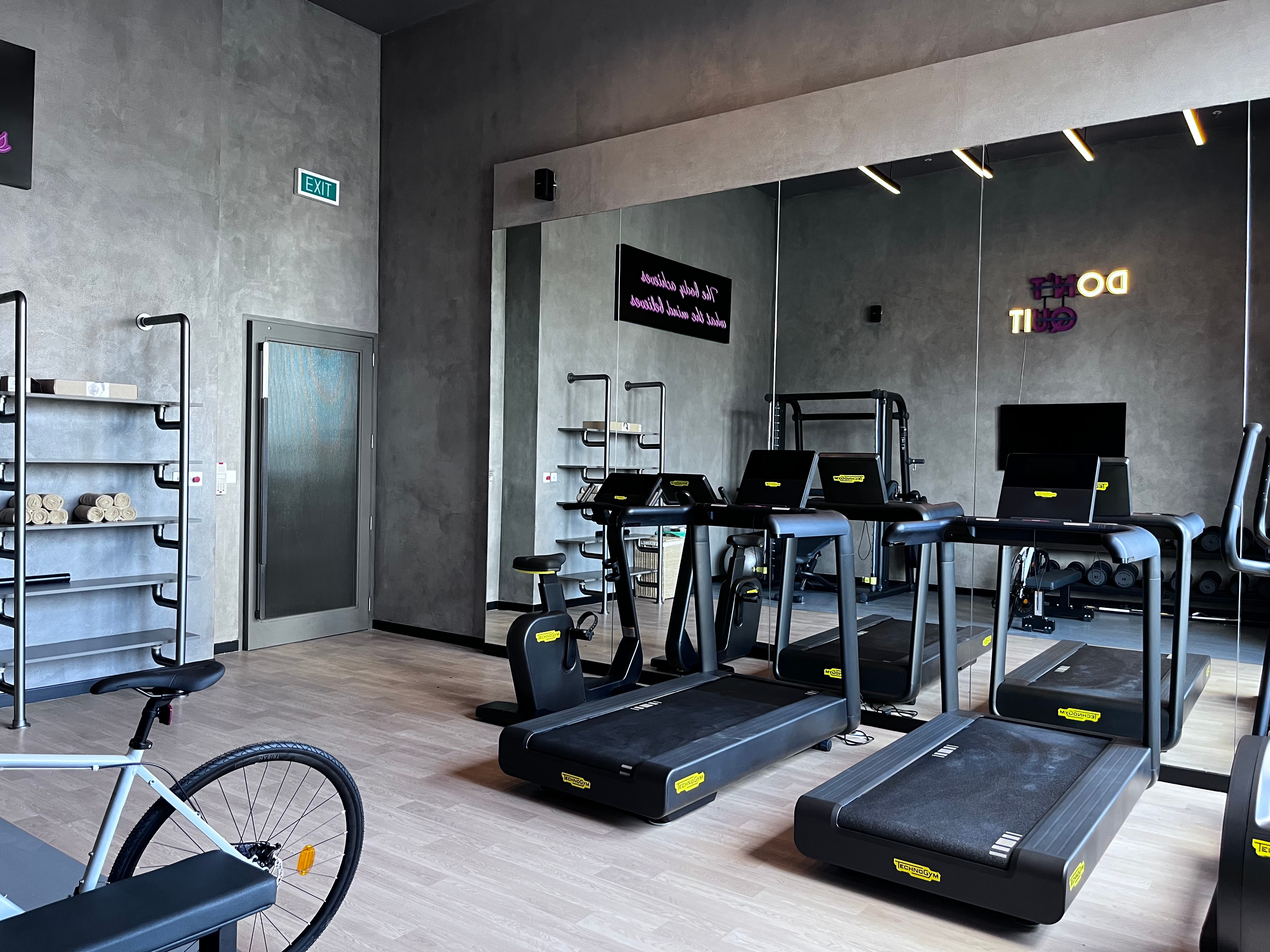 Moxy Bengaluru Airport Prestige Tech Cloud By Marriott Hotel Bangalore ...