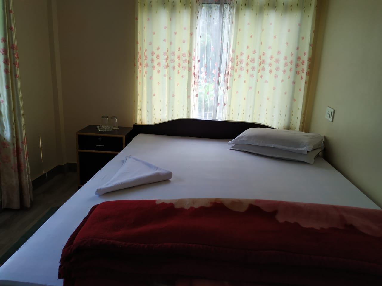 The RJ Homestay And Restaurant Gorubathan - Reviews, Photos & Offer