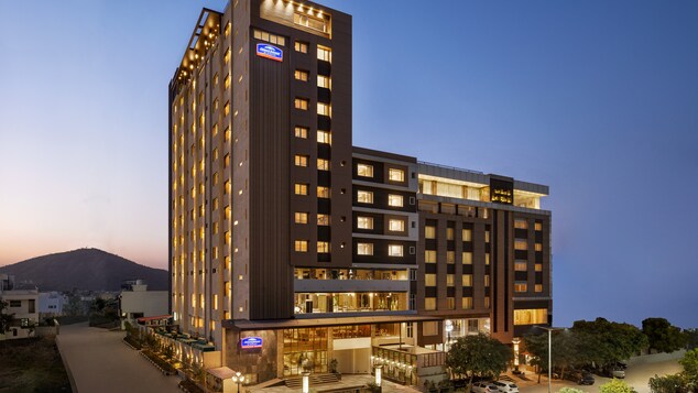 Howard Johnson by Wyndham Udaipur Roop Nagar Hotel Udaipur - Reviews ...