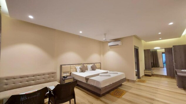 PARTH KING BEACH RESORT Hotel Mandarmani - Reviews, Photos & Offer