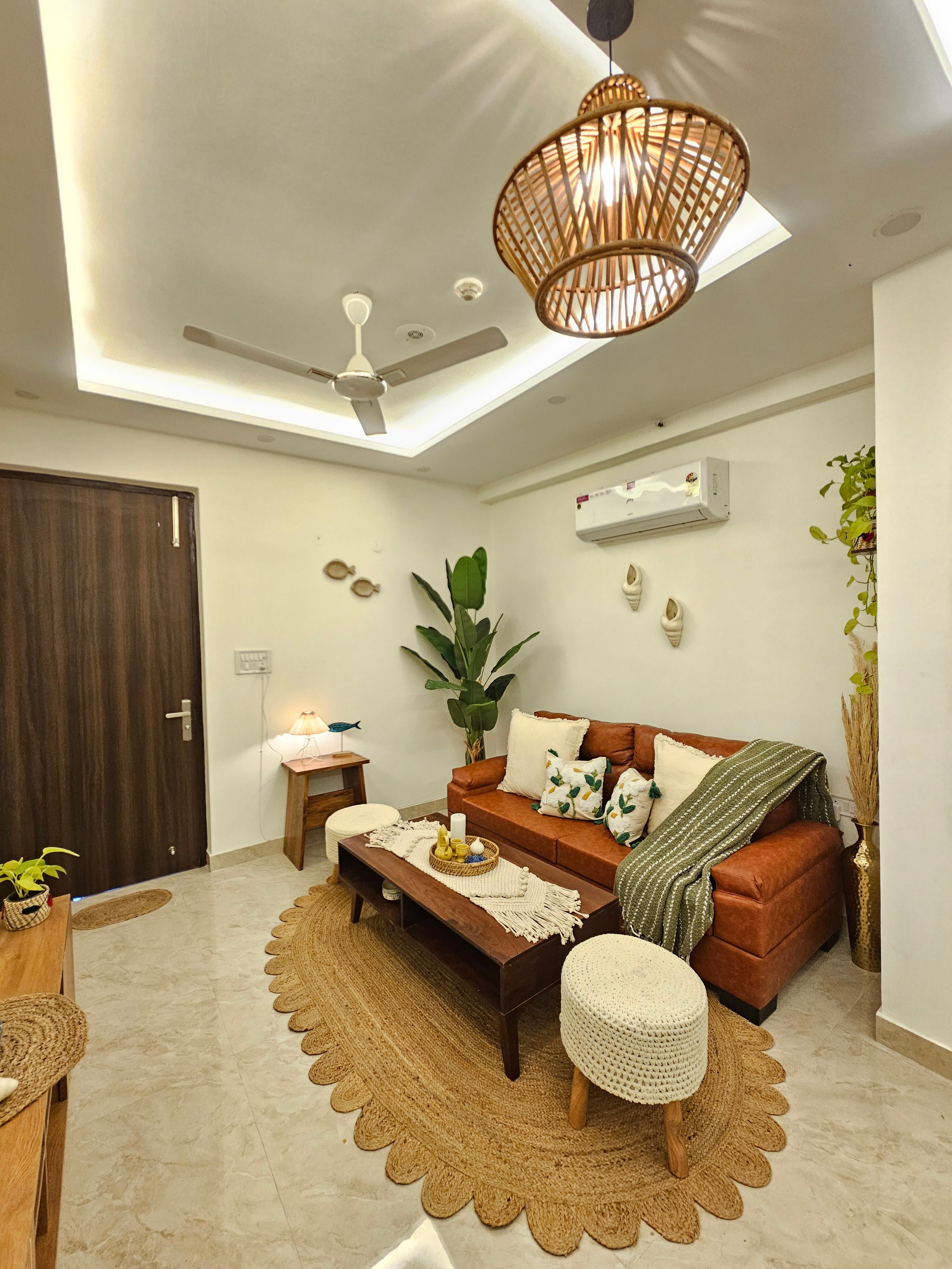 SEA BREEZE 1BHK w Balcony 23rd Floor Gurugram 106 Apartment Gurgaon ...