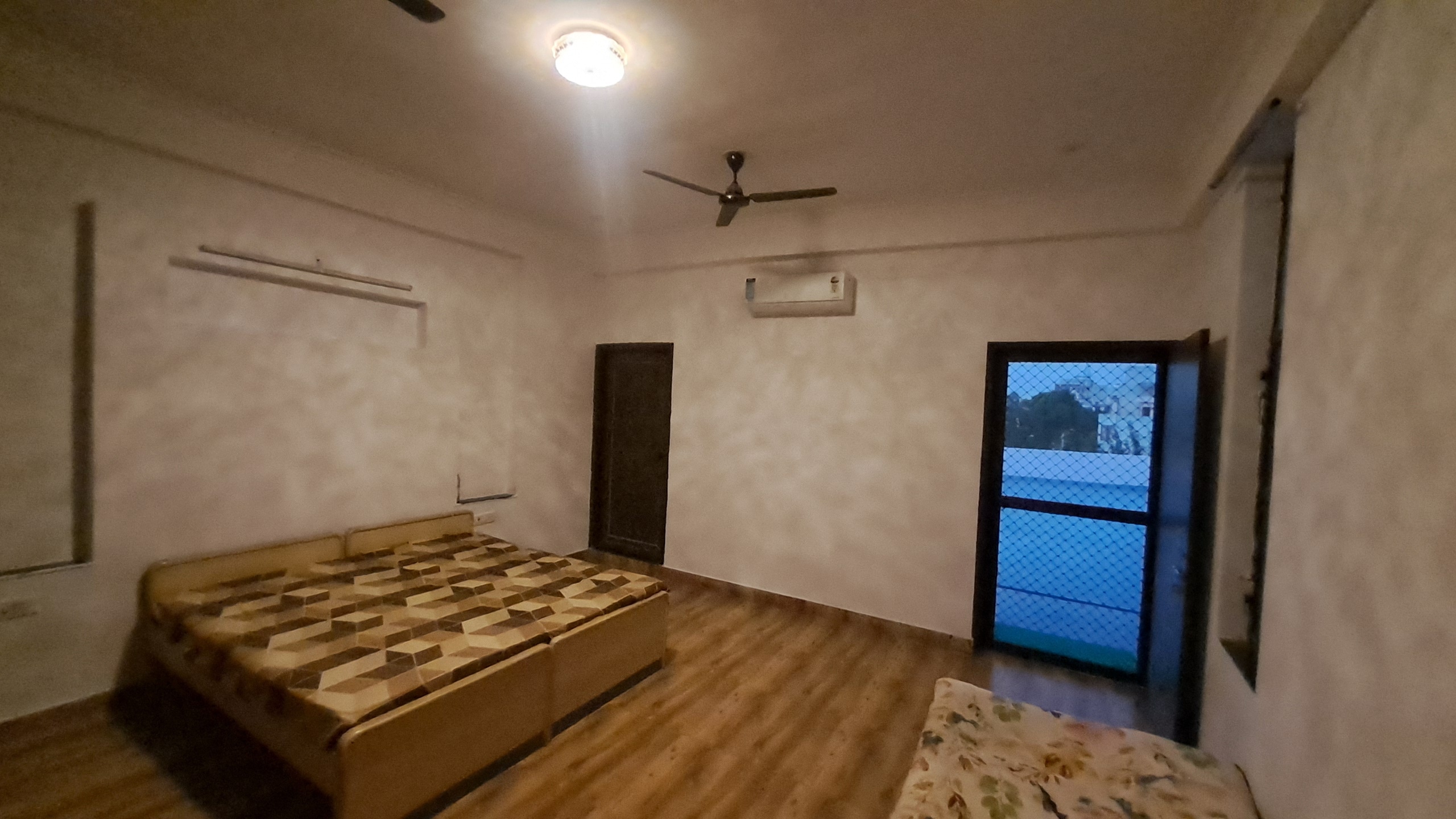 Big AC Room wd Open Terrace & Balcony @Pvt Floor Apartment Jaipur ...