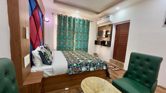 Photos of Pandith Exotics Hotel and Restaurant - Goibibo
