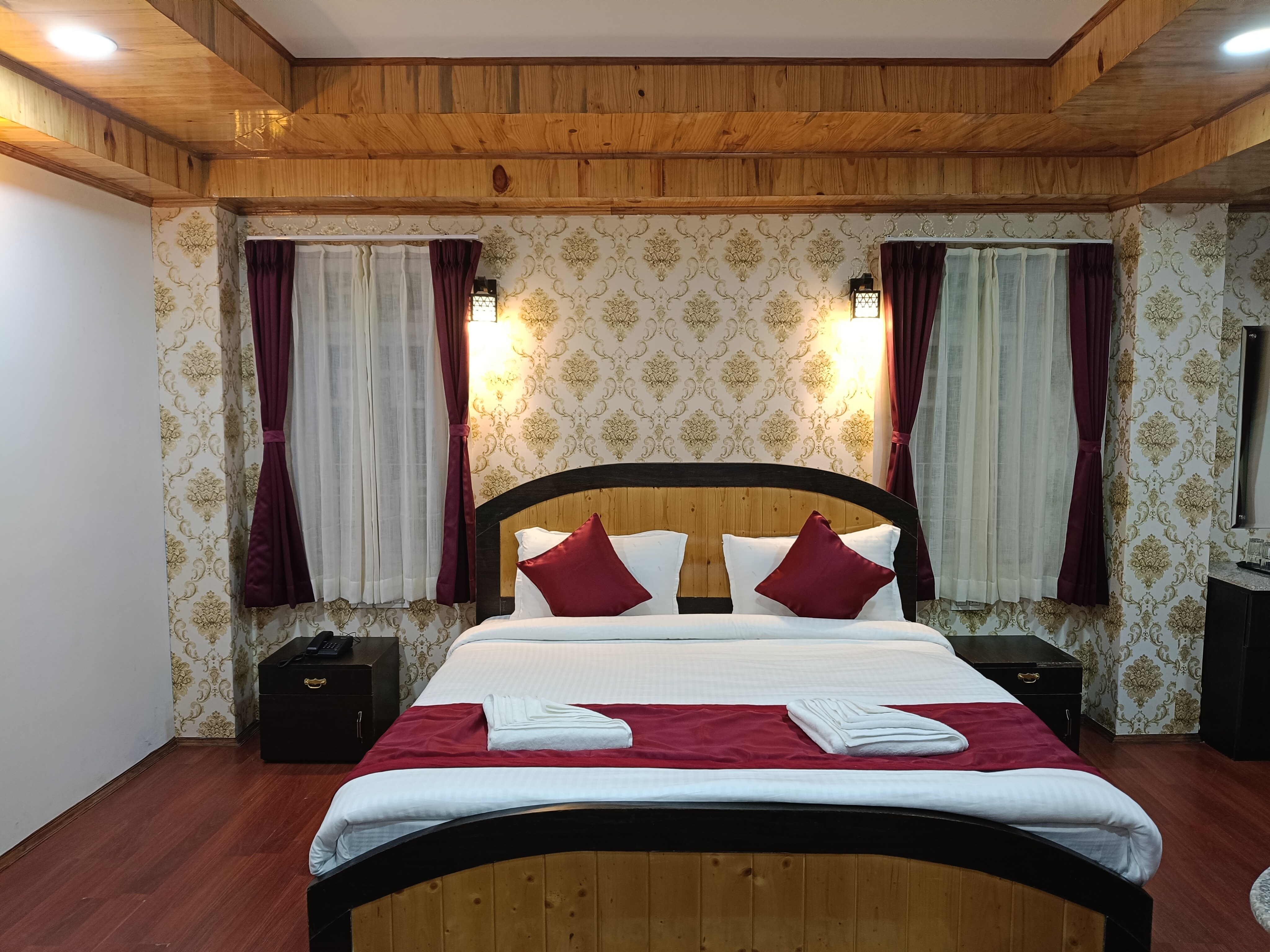 Rufina Greenland Premiere Hotel Pelling - Reviews, Photos & Offer