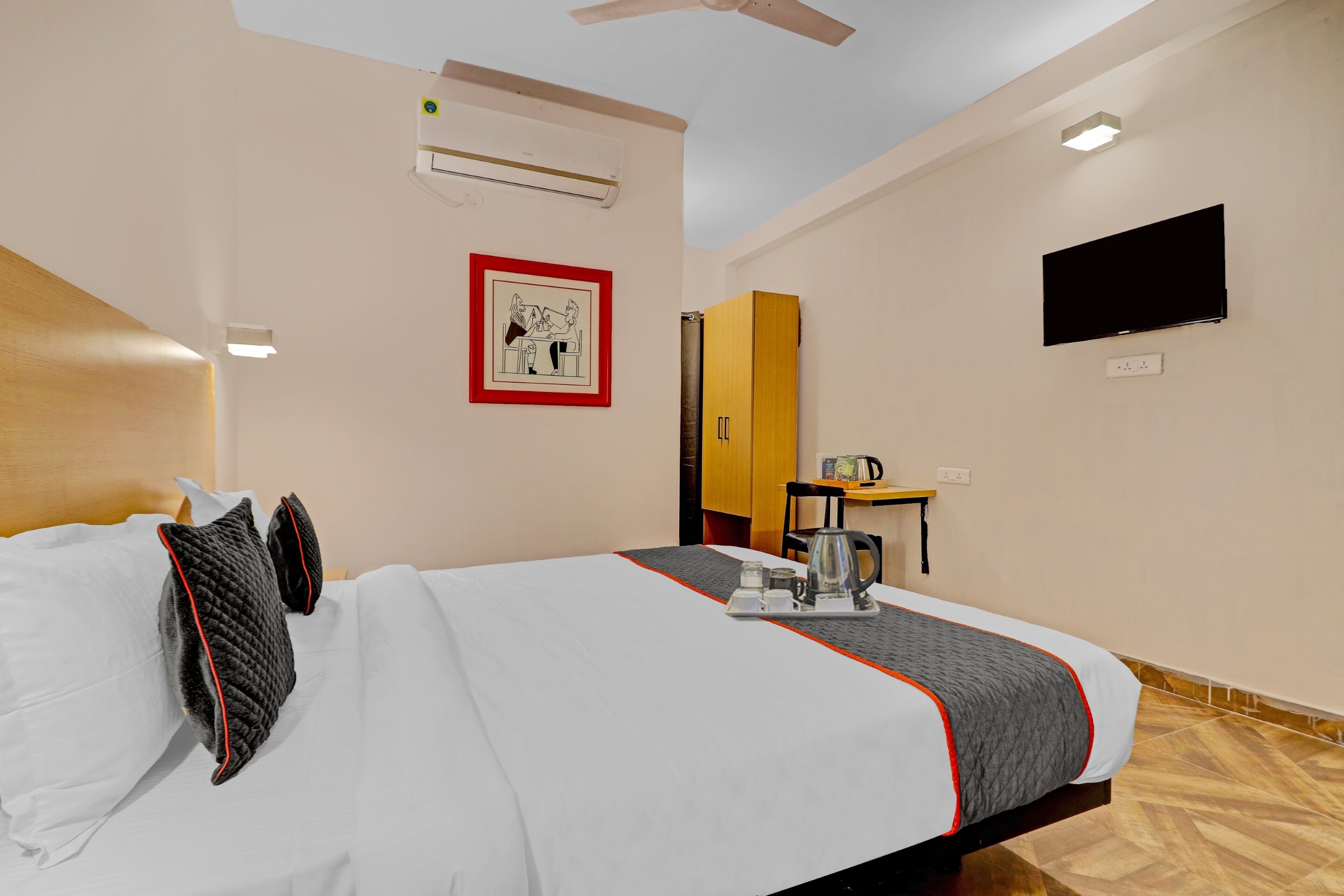 Townhouse SR Nagar Metro Station Hyderabad Hotel Hyderabad - Reviews ...