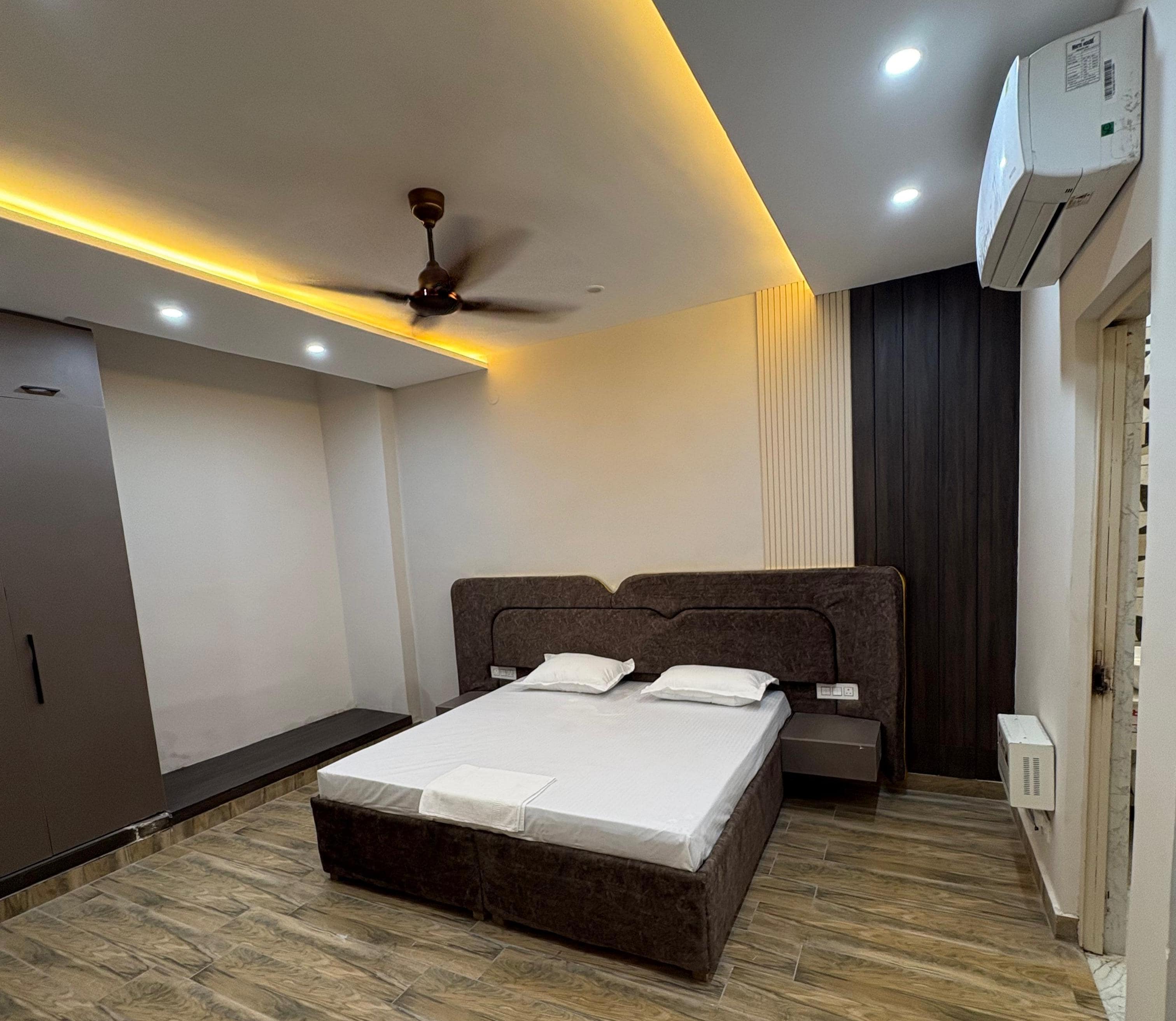 Happy Home Stay Homestay Jammu | Book Hotel with Up to 25% OFF