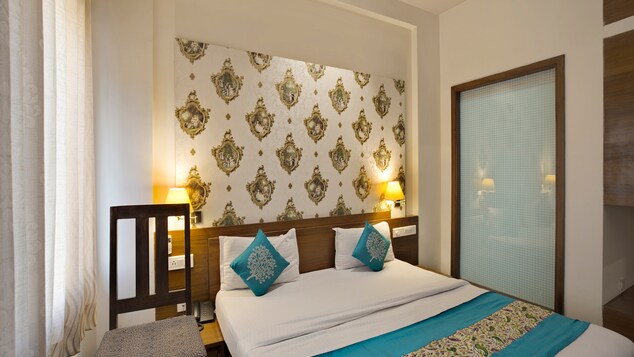 Hotel Shalimar Palace Hotel Udaipur - Reviews, Photos & Offer