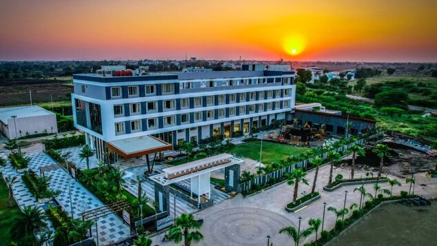 Krishna Hotel And Resort Hotel Khargone - Reviews, Photos & Offer