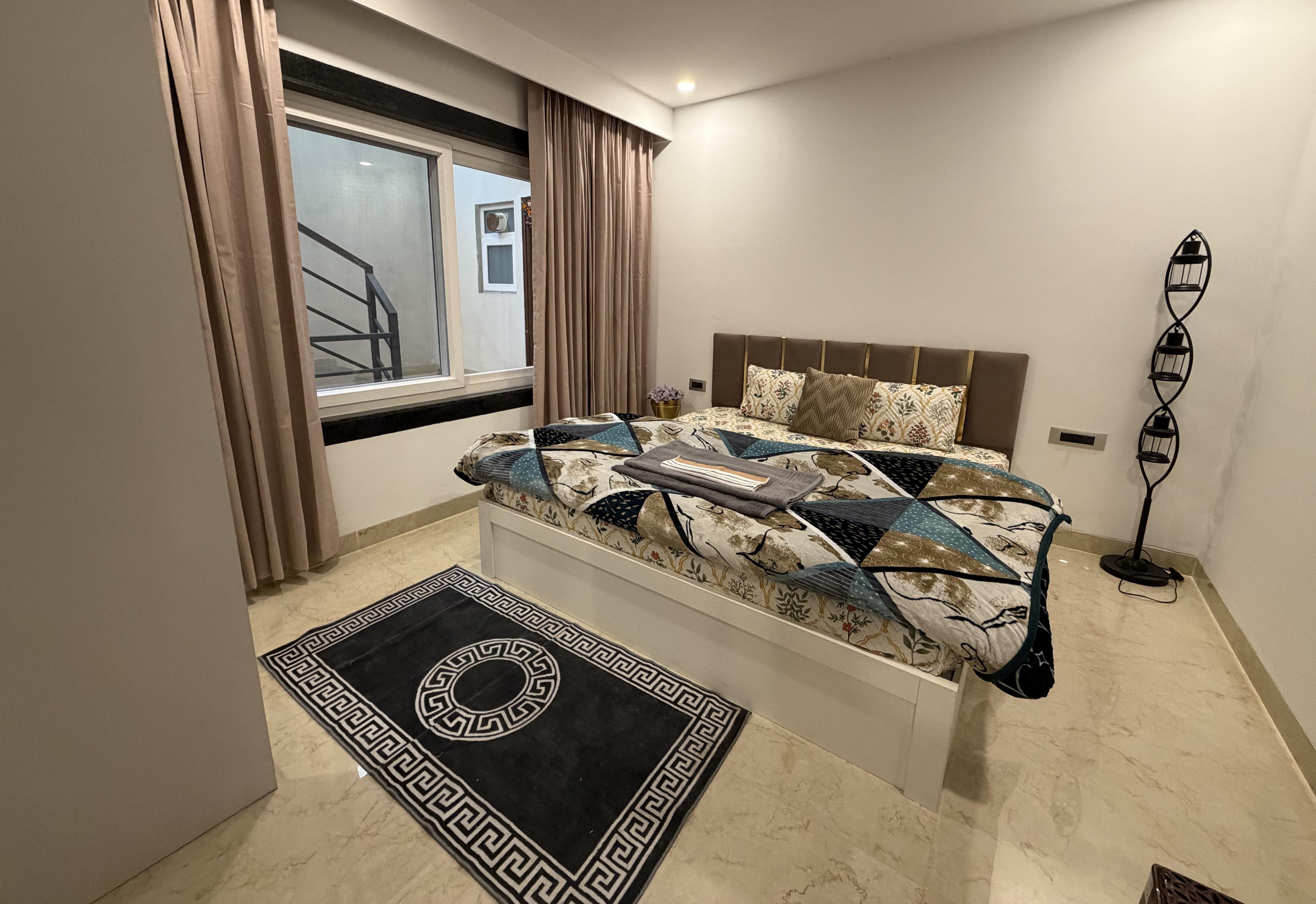 CDS 2BHK Scenic Mountain View Homestay for Couples and Families Shimla ...