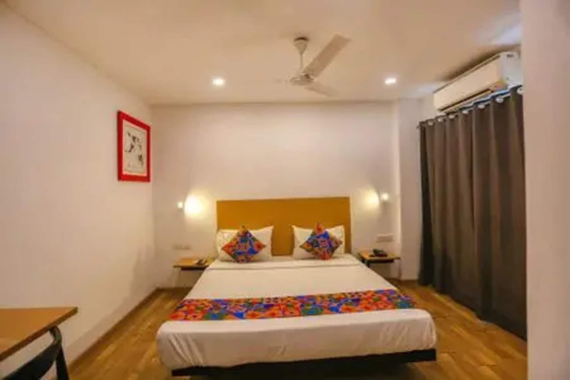 Photos of FabHotel Rajdanga Retreat - Kolkata Hotel on Goibibo