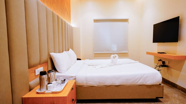 HOTEL SVM GRAND Miyapur Hotel Hyderabad - Reviews, Photos & Offer