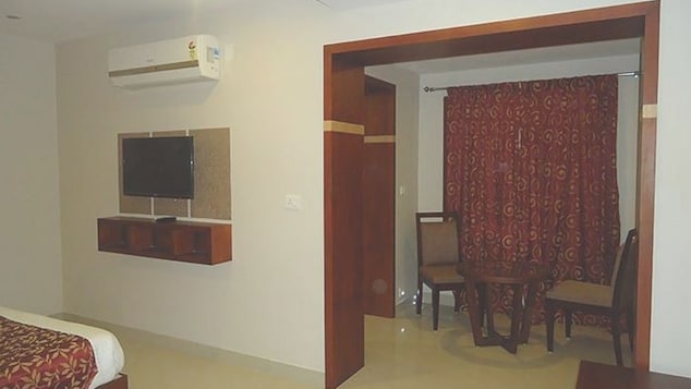 Pleasant Inn Hotel Pondicherry - Reviews, Photos & Offer