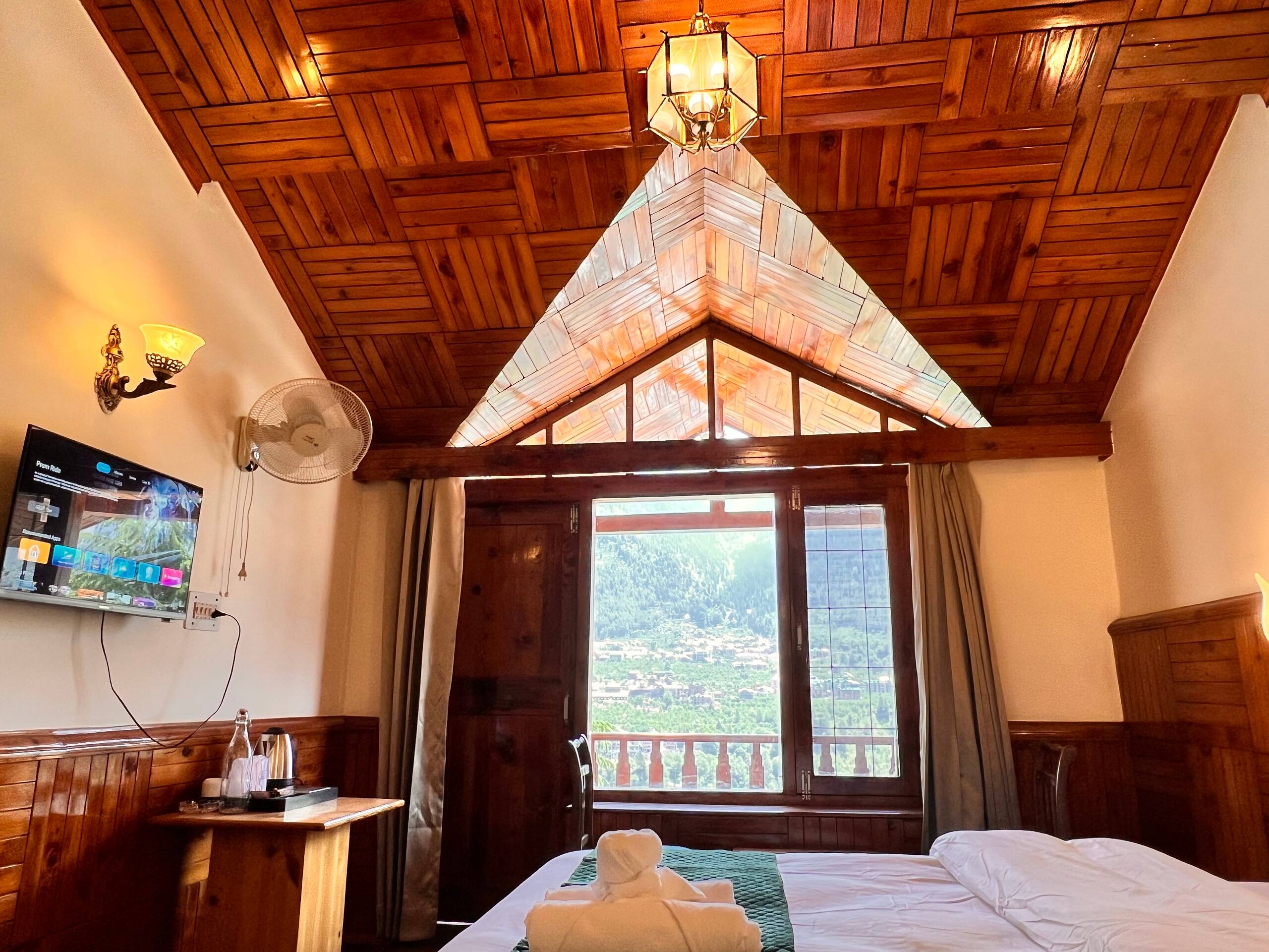 The Velvet Hills Manali Cottage Manali | Book Hotel with Up to 25% OFF