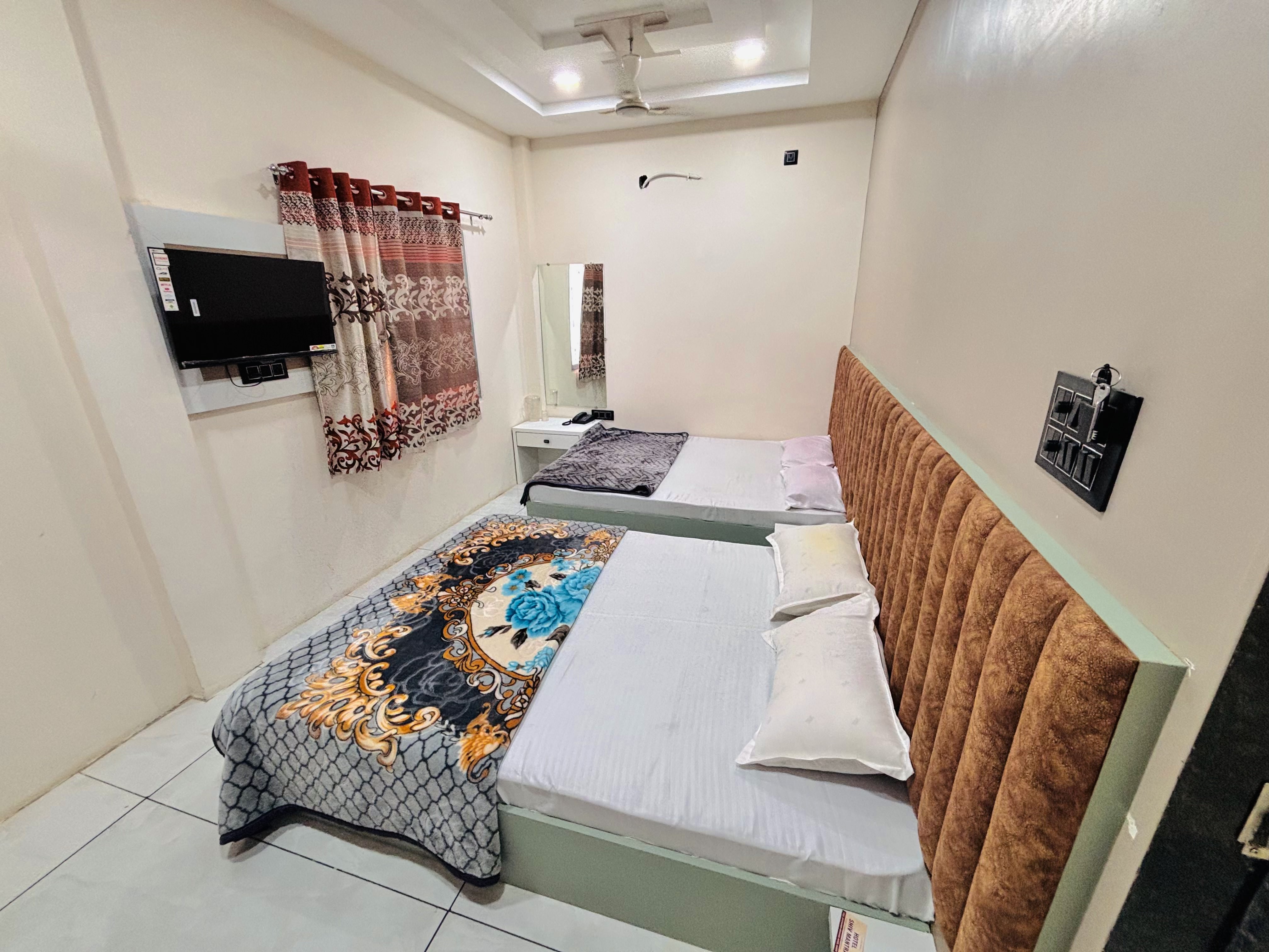 Hotel Shiv-mantraa Ujjain - Reviews, Photos & Offer