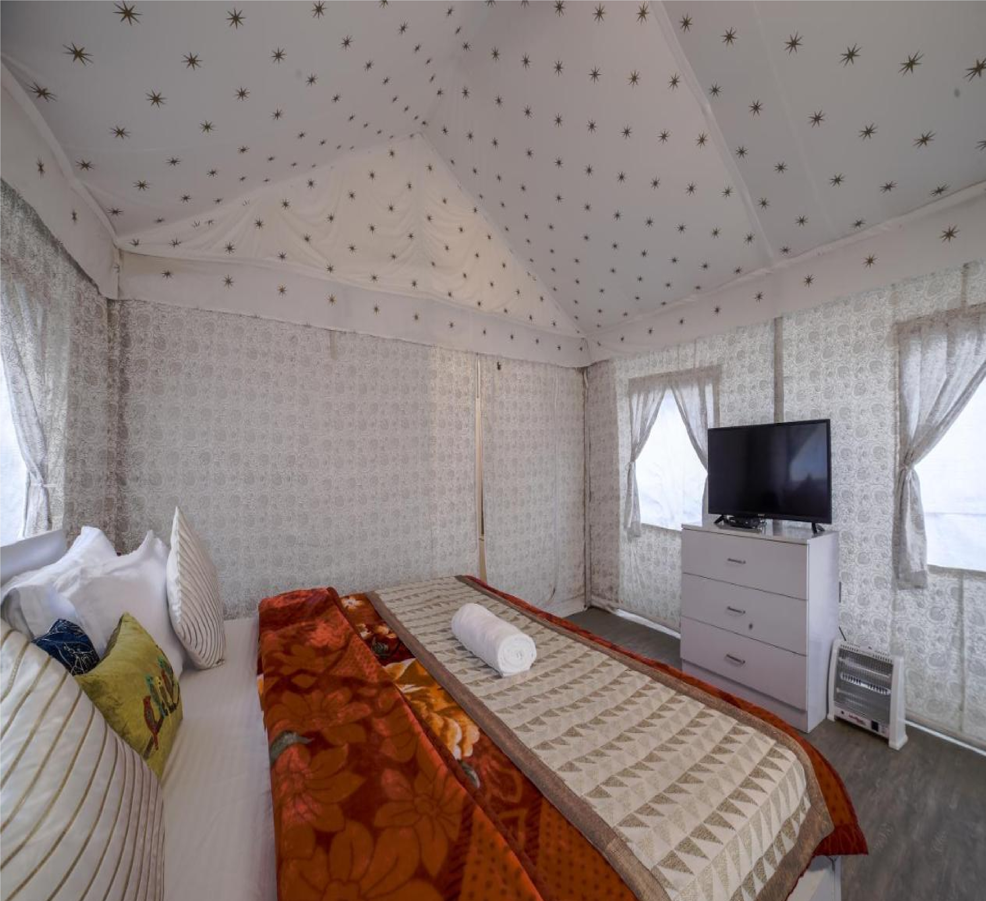 Dawn n Dusk Glamping tents with quintessential valley view Luxury Camp ...