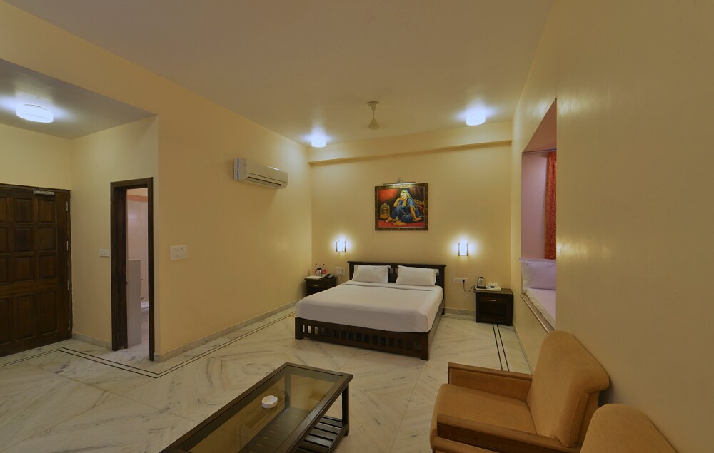 Garh Govind Resort Jodhpur - Reviews, Photos & Offer