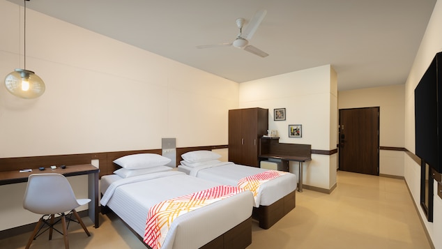 Ginger Mumbai, Andheri (MIDC) Hotel Mumbai - Reviews, Photos & Offer