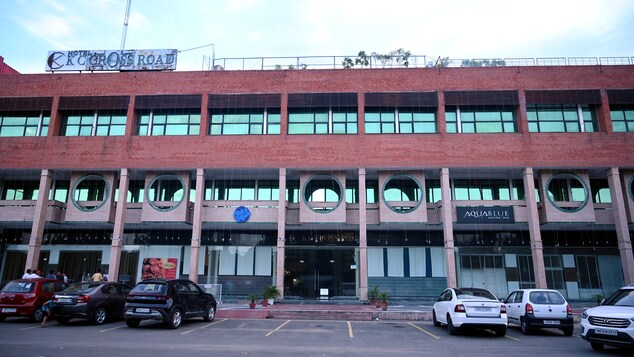 Hotel KC Cross Road Hotel Panchkula - Reviews, Photos & Offer