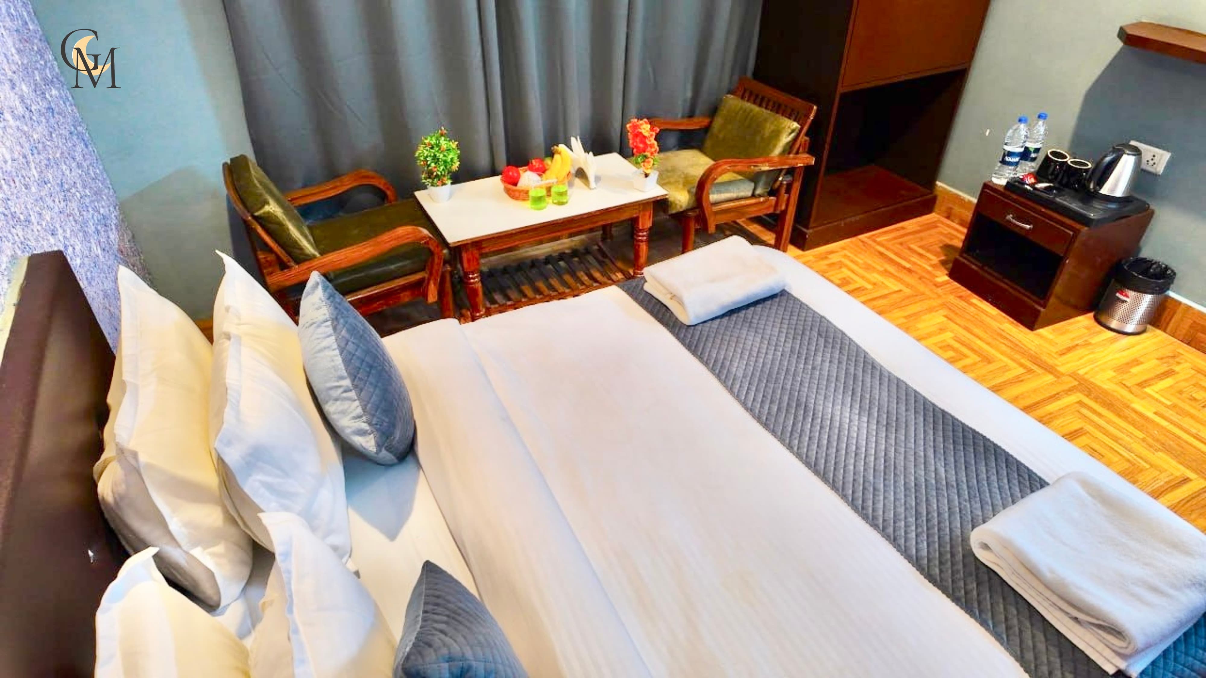 Hotel Golden Moon Srinagar - Reviews, Photos & Offer