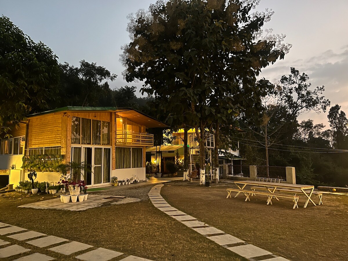 2BR Pine-wood Cottage PVT Jacuzzi at Saraiville Dehradun - Reviews ...