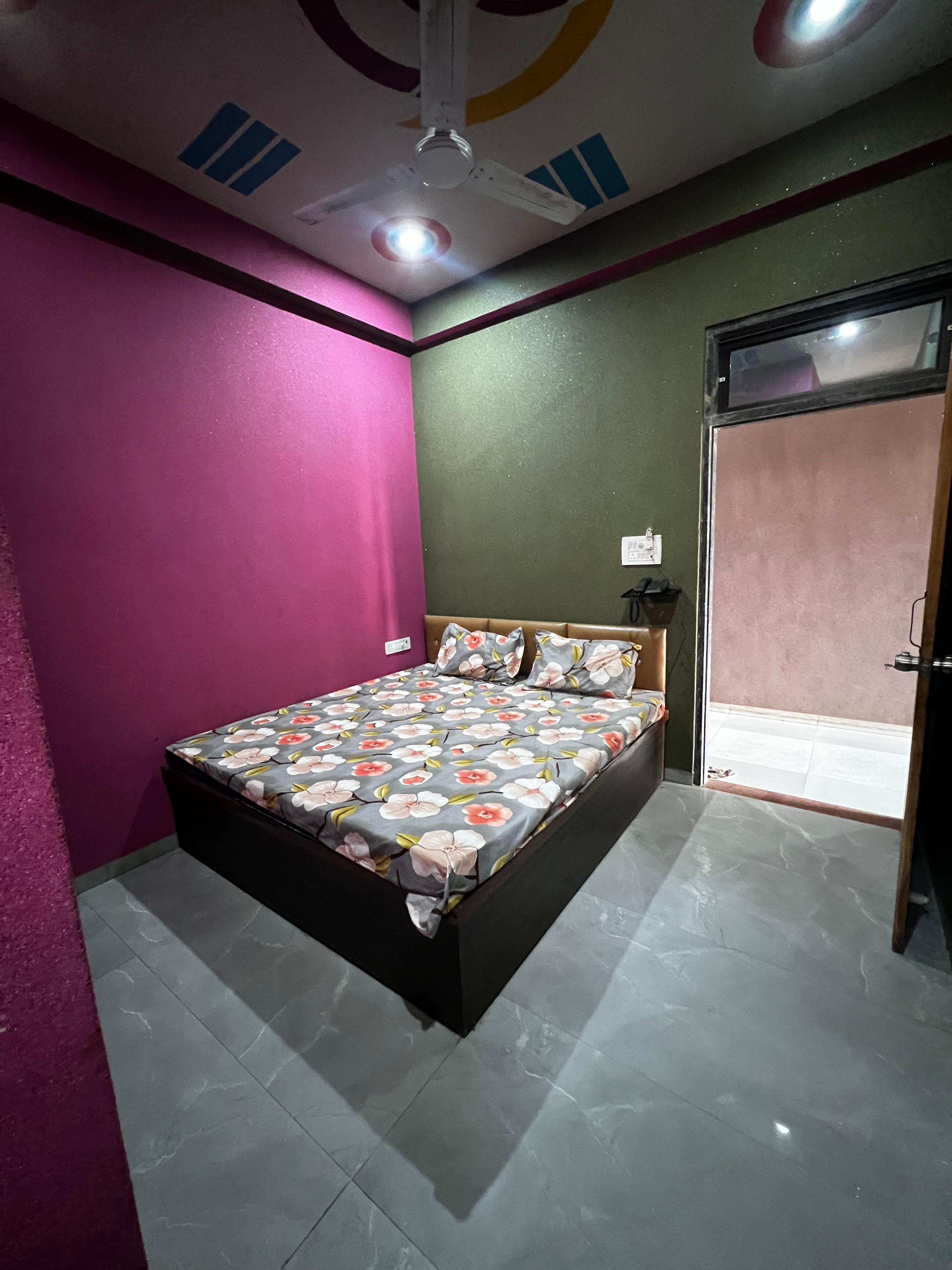 Photos of Baba Shyam Hotel and Restaurant - Reengus Hotel on Goibibo