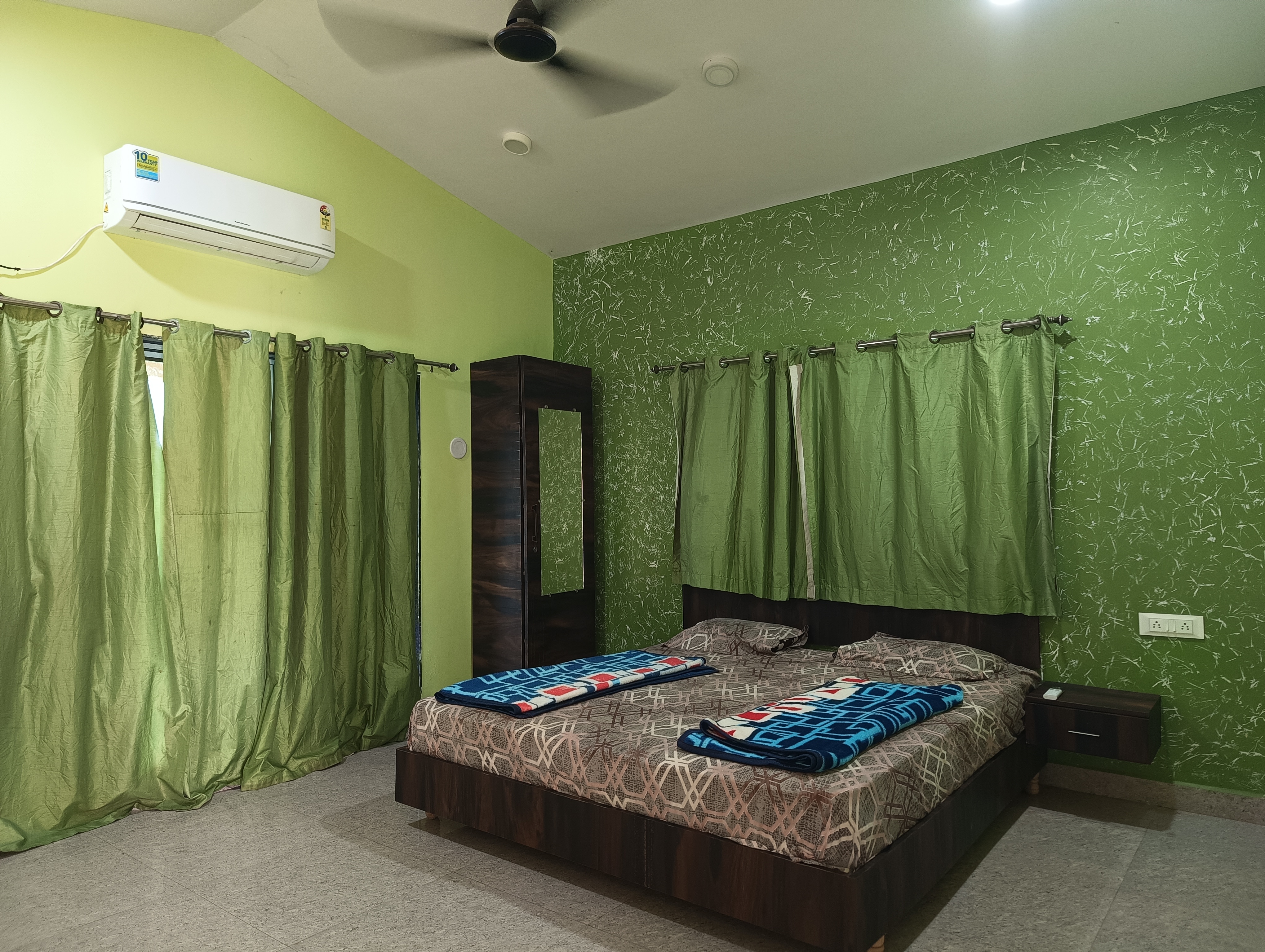 THE Phoenix Place Resort Sasan Gir - Reviews, Photos & Offer