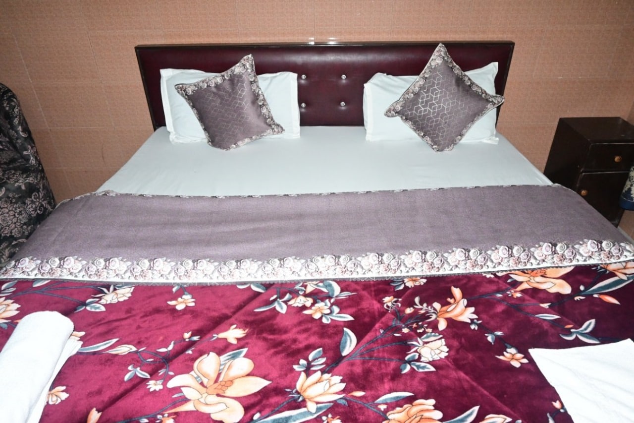 The Ayodhya Ji Palace Ayodhya - Reviews, Photos & Offer