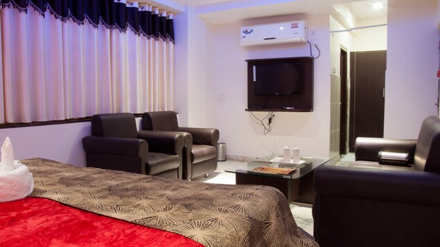 Neelam Palace Hotel Singrauli - Reviews, Photos & Offer