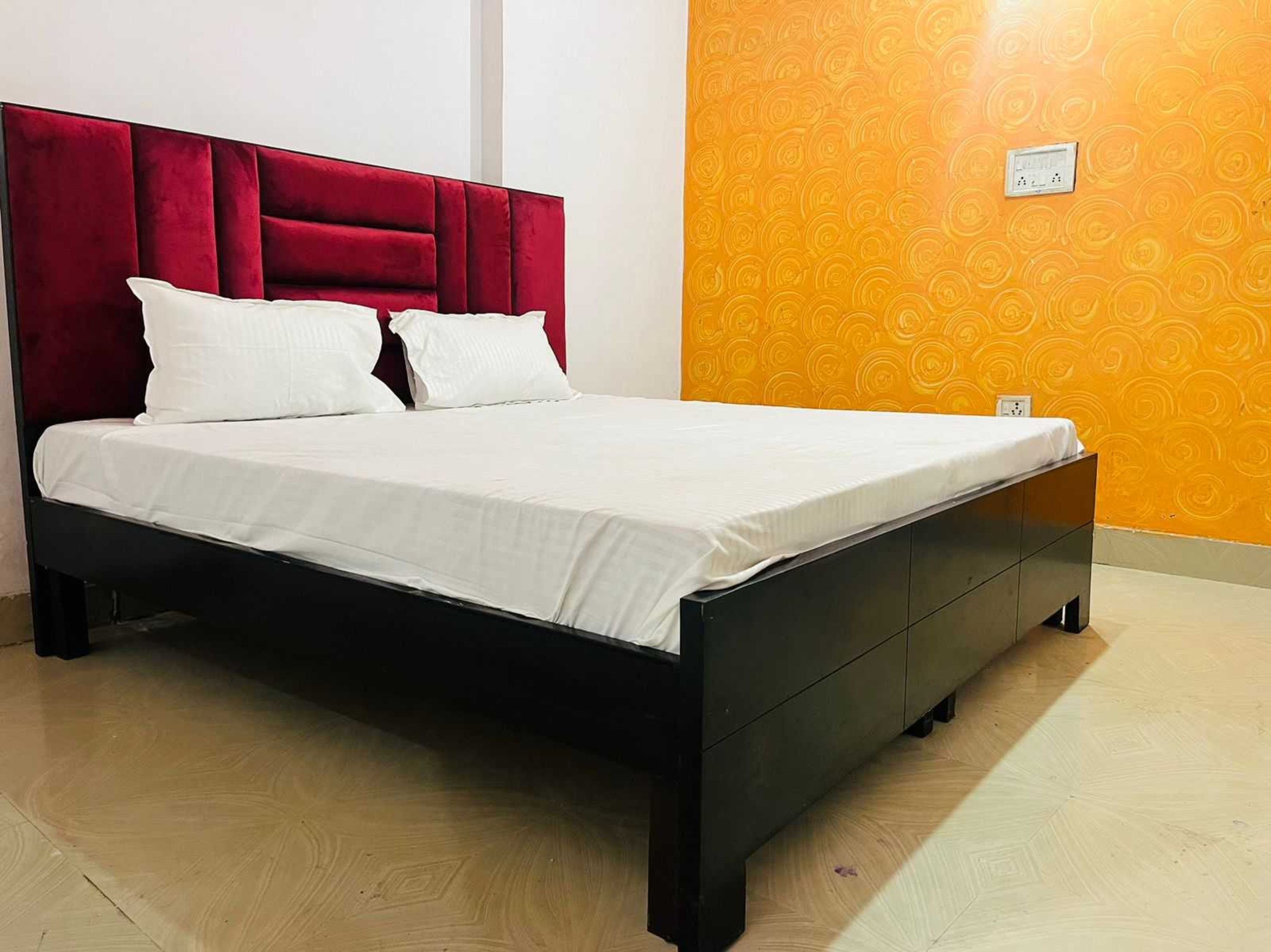 Hotel O Tulip Gold Ghaziabad - Reviews, Photos & Offer