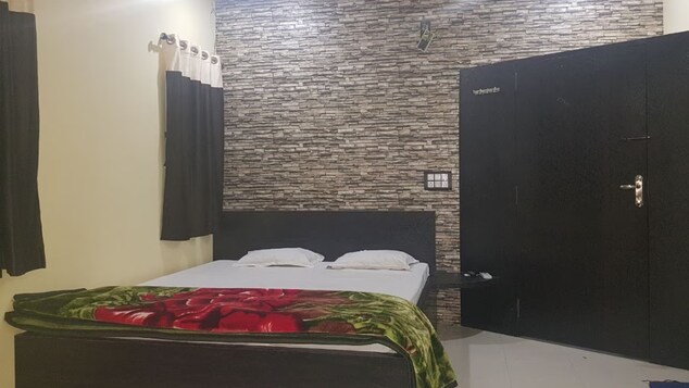 Dhanlaxmi Inn Hotel Parbhani - Reviews, Photos & Offer