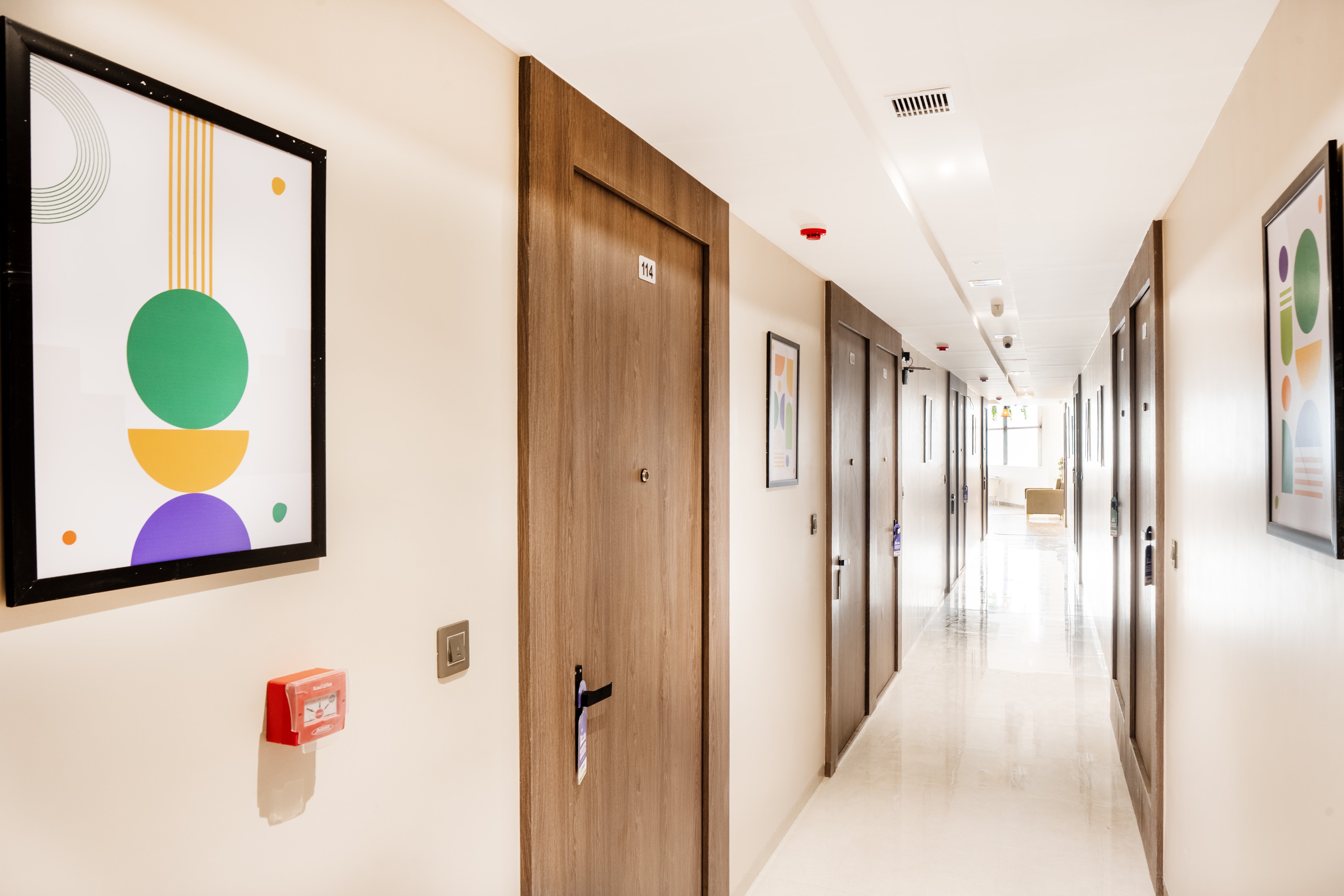 Treebo Vro Boutique, Andheri East Hotel Mumbai - Reviews, Photos & Offer
