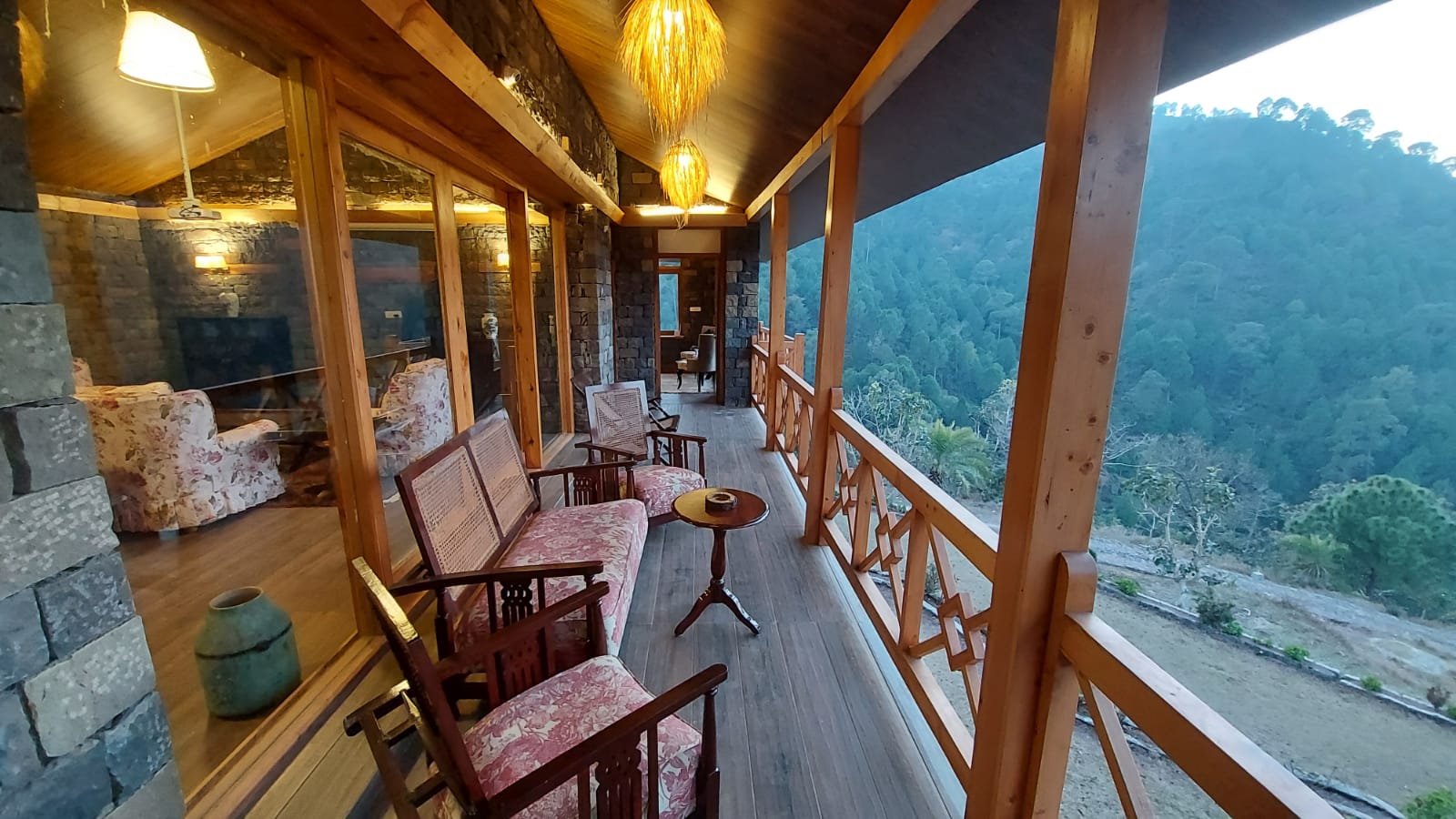 Hideaway Room BY Room Hotel Kasauli - Reviews, Photos & Offer