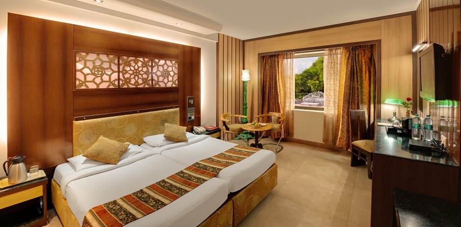 Hotel Amar Hotel Agra - Reviews, Photos & Offer