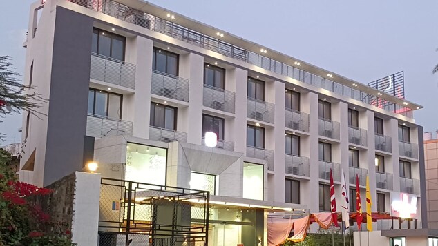 Lords Eco Inn Ambaji - Pure Veg Hotel Ambaji - Reviews, Photos & Offer