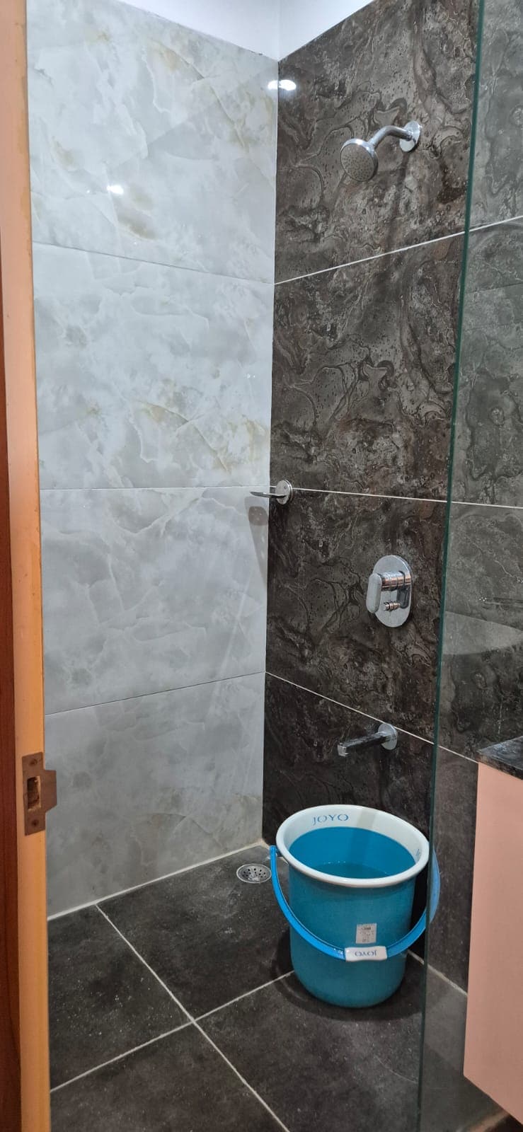 RK Homestay 1 Room Vijaywada | Book Hotel with Up to 25% OFF