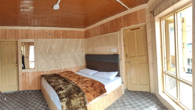 Paradise Guest House Pahalgam Hotel Pahalgam - Reviews, Photos & Offer