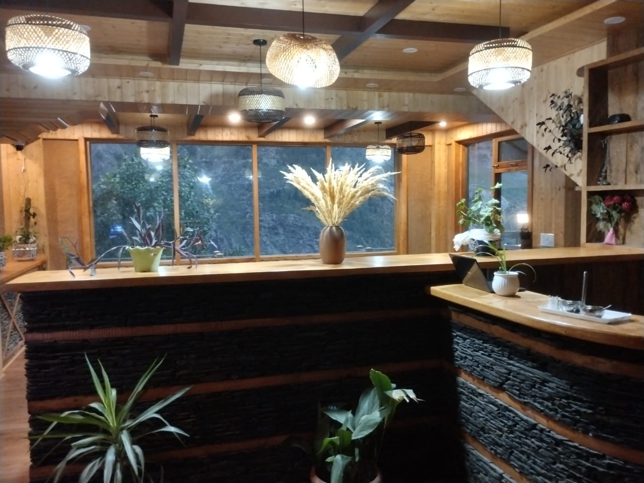 Kasauli Spring Crest Apartment Kasauli - Reviews, Photos & Offer