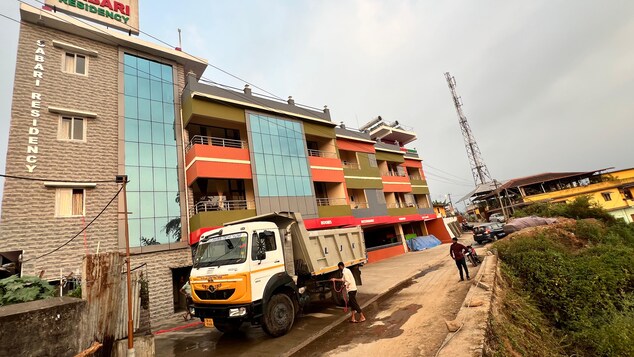 SABARI RESIDENCY Hotel Valparai - Reviews, Photos & Offer