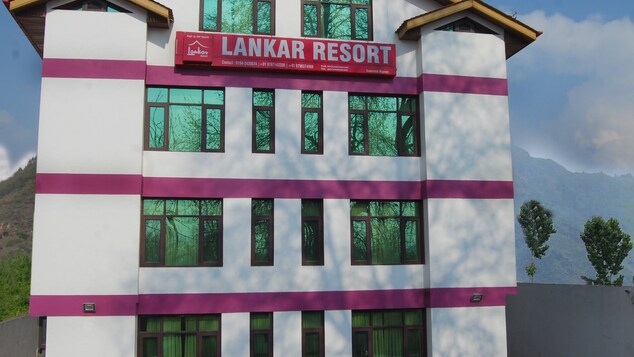 Lankar Resort Hotel Srinagar - Reviews, Photos & Offer