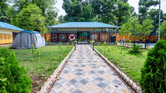 Shanvis Resort And Restaurant Hotel Jagdalpur Reviews Photos And Offer