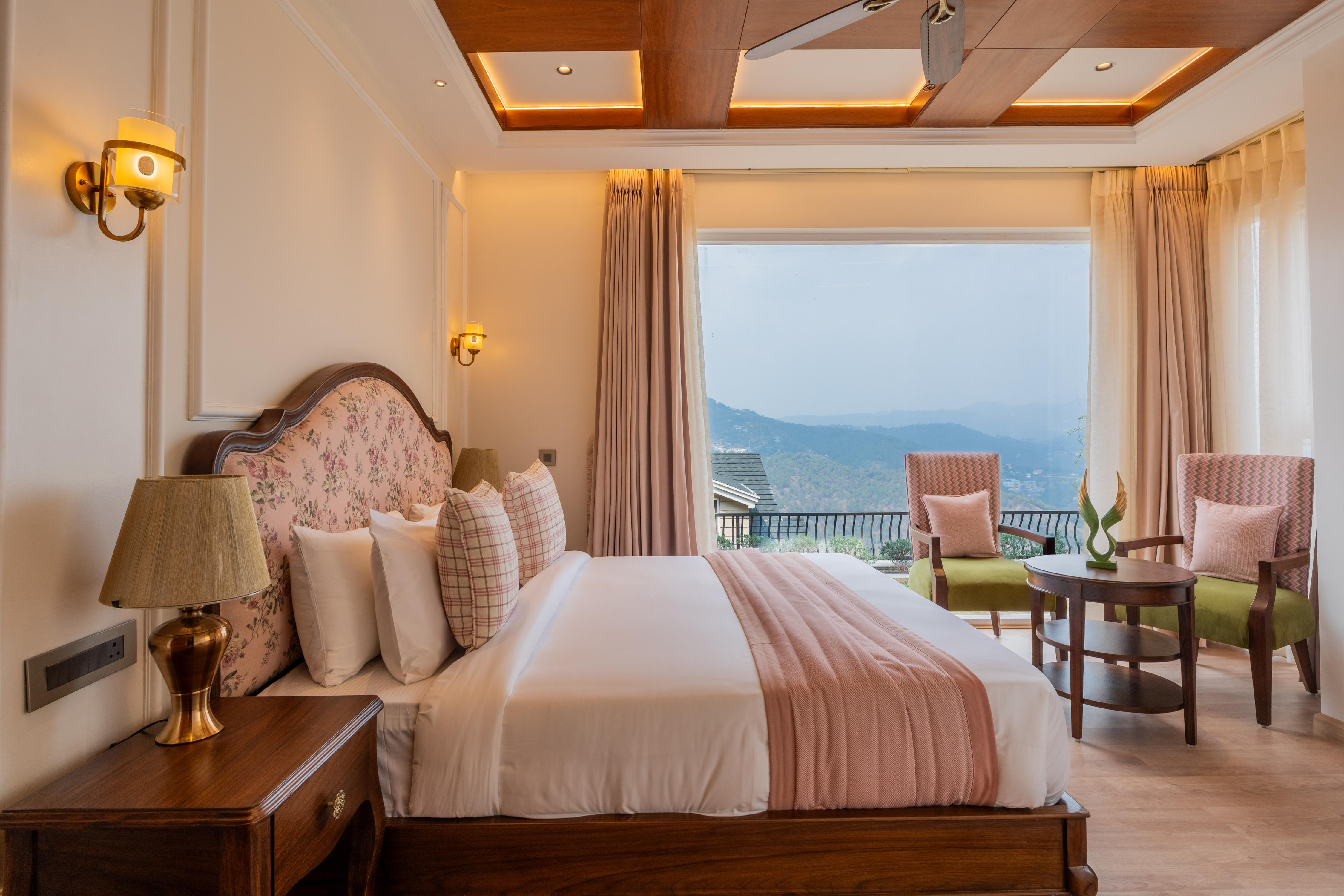 ELIVAAS prive The Royce Lilly Luxe 4 BHK Hilltop Villa With Jacuzzi Kasauli - Reviews, Photos ...