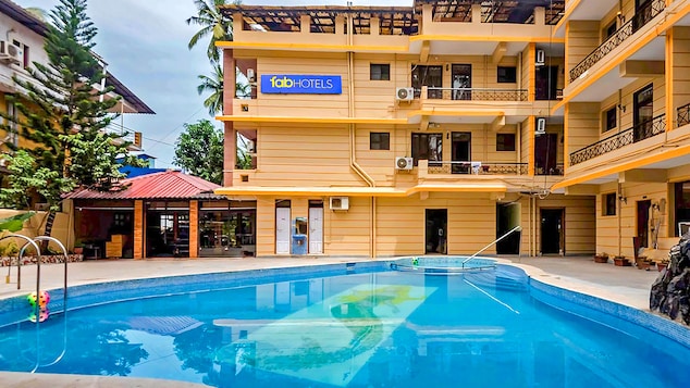 Photos of Fabhotel kris Resort with Swimming pool, Calangute beach ...