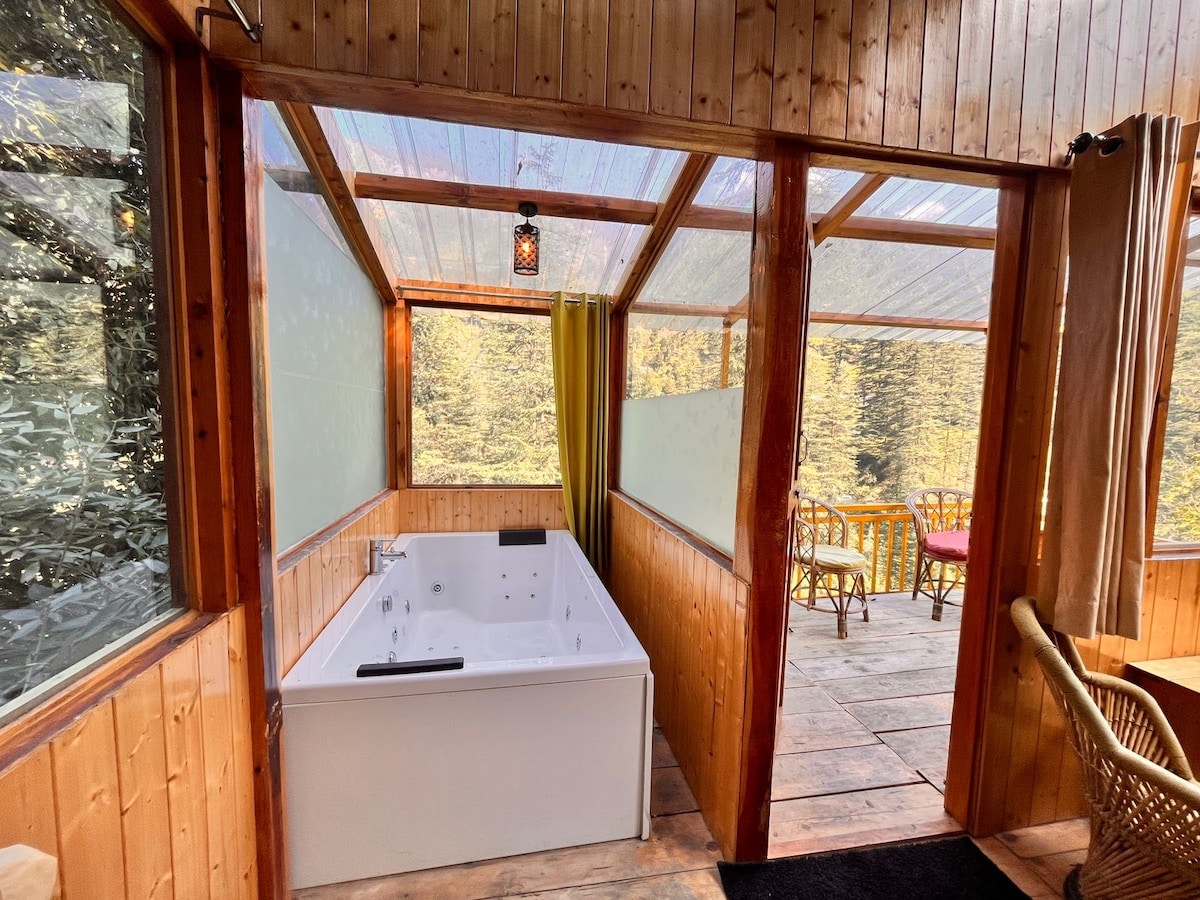 Photos of Treehouse Jacuzzi Bastiat stays Jibhi - Jibhi Hotel on Goibibo