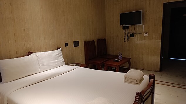 Hotel Ranjitha Palace Hotel Raichur - Reviews, Photos & Offer