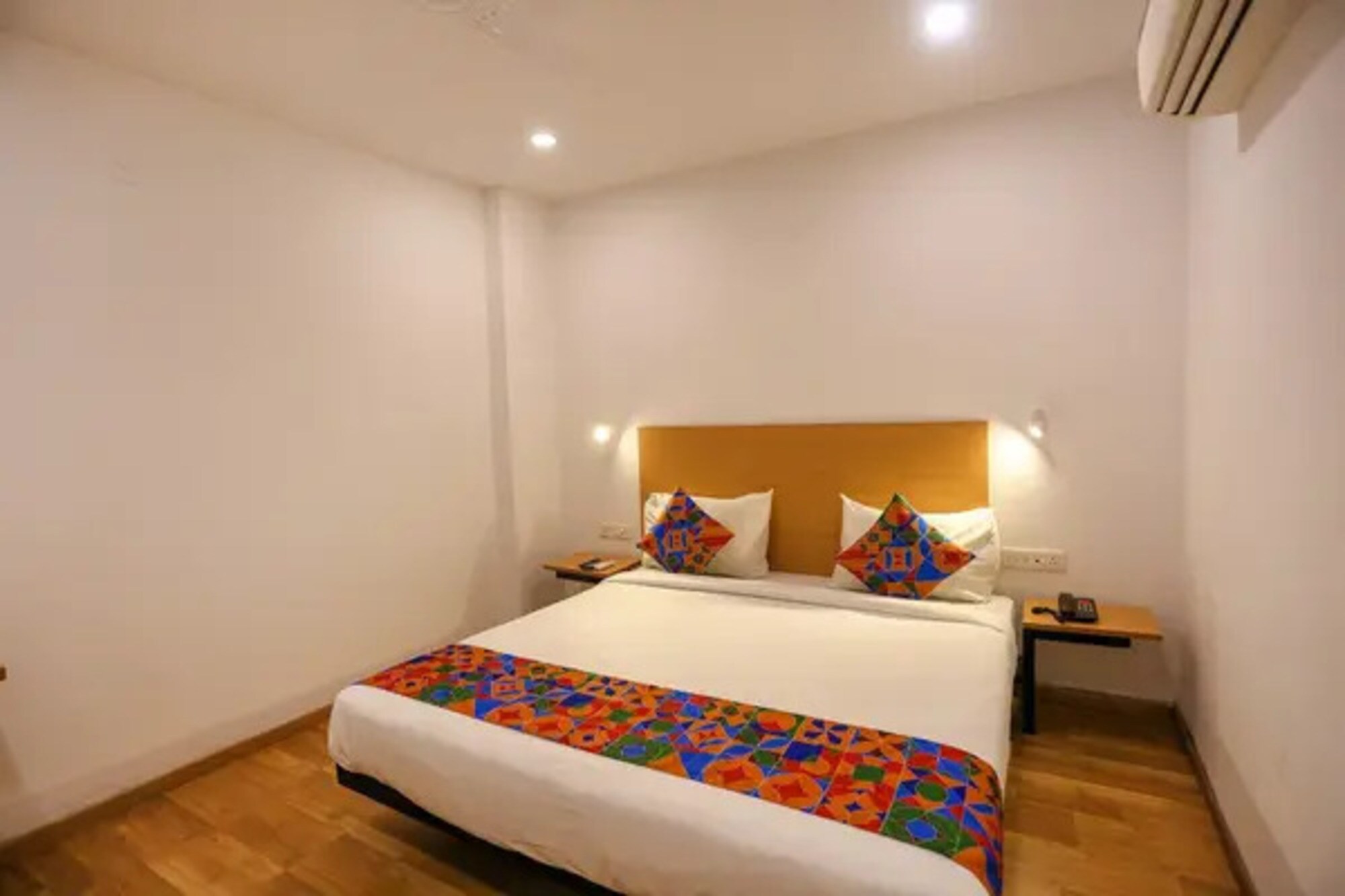 Photos of FabHotel Rajdanga Retreat - Kolkata Hotel on Goibibo