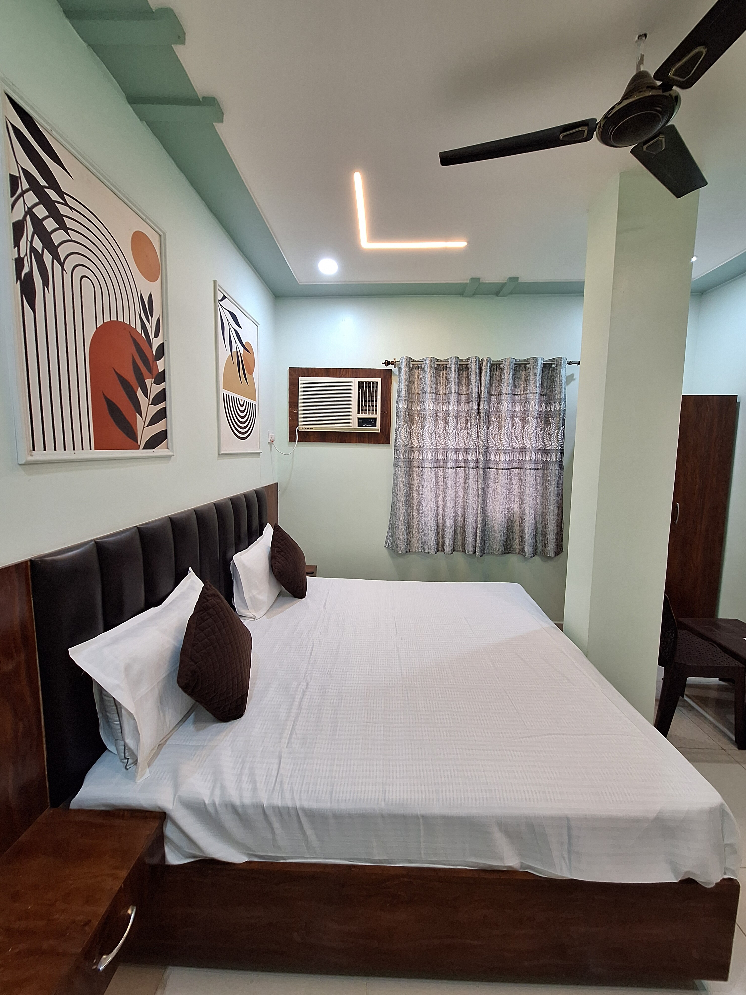 Illam by The Ghat Hotel Varanasi - Reviews, Photos & Offer