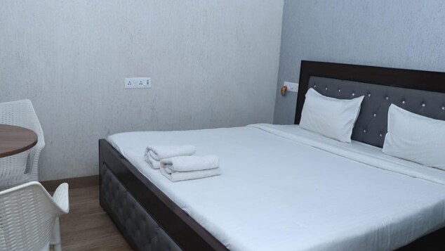 Riviera Resort and Hotel Hotel Durg - Reviews, Photos & Offer